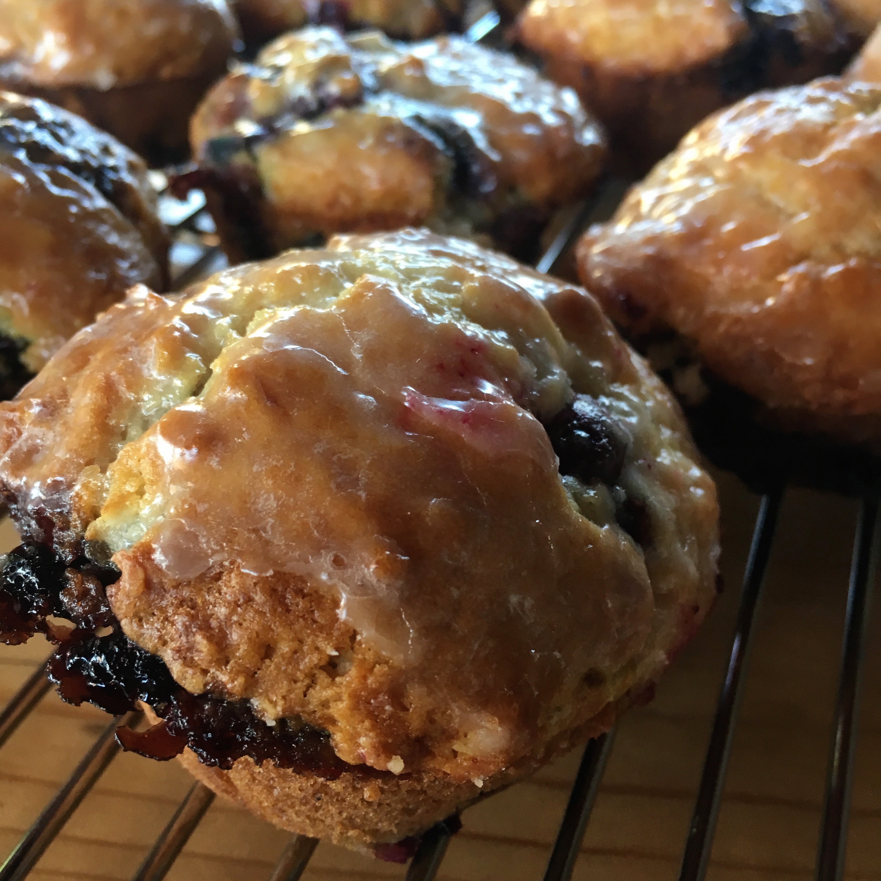 Bleeding Blueberry Muffins – Commandatore Of The Kitchen